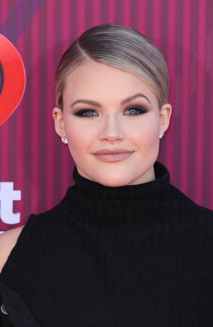 Picture of Witney Carson