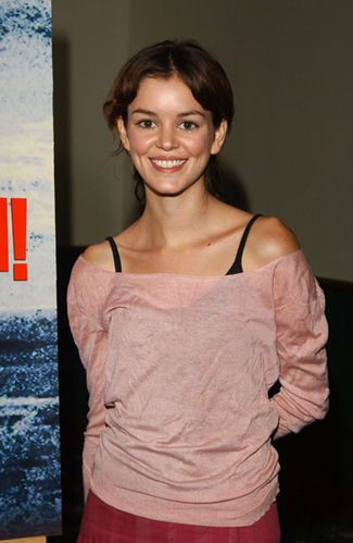 Picture of Nora Zehetner