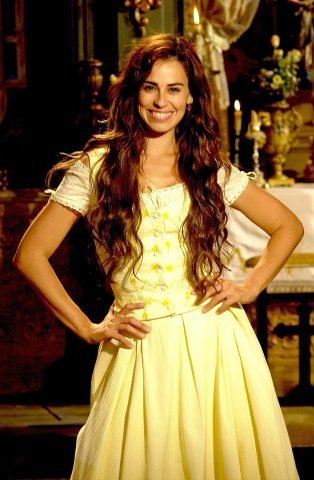 Daniela Escobar picture