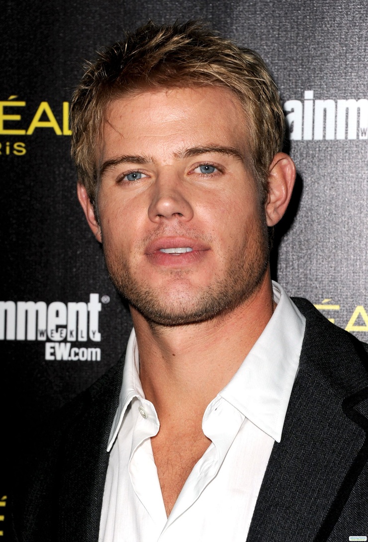 Picture of Trevor Donovan
