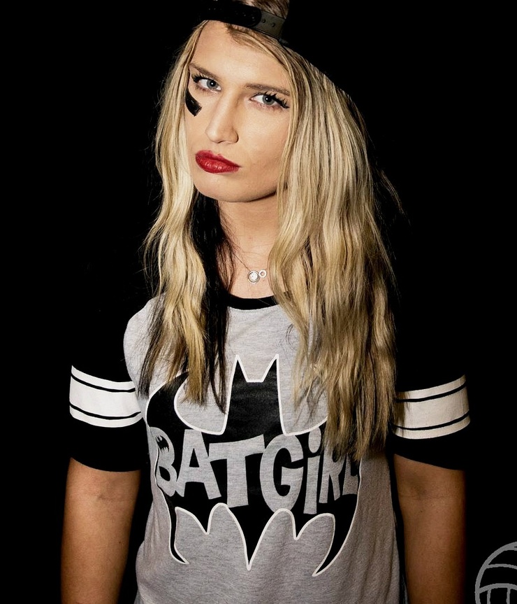 Picture of Toni Rossall