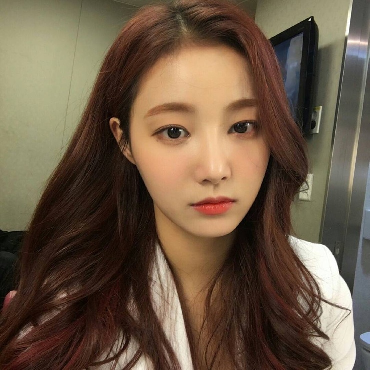 Picture of Yeonwoo