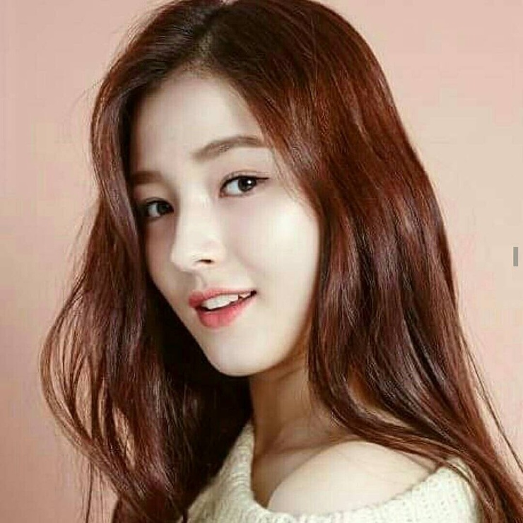 Picture of Nancy Jewel McDonie