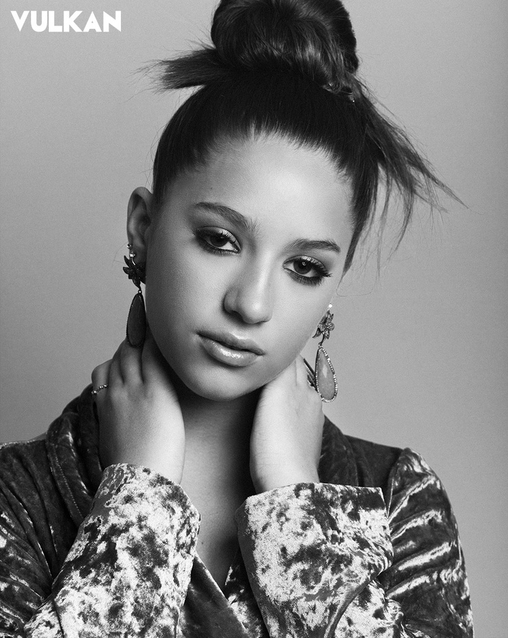 Image of Mackenzie Ziegler