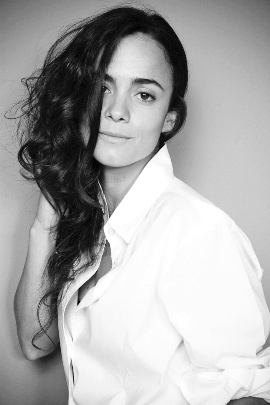 Picture of Alice Braga