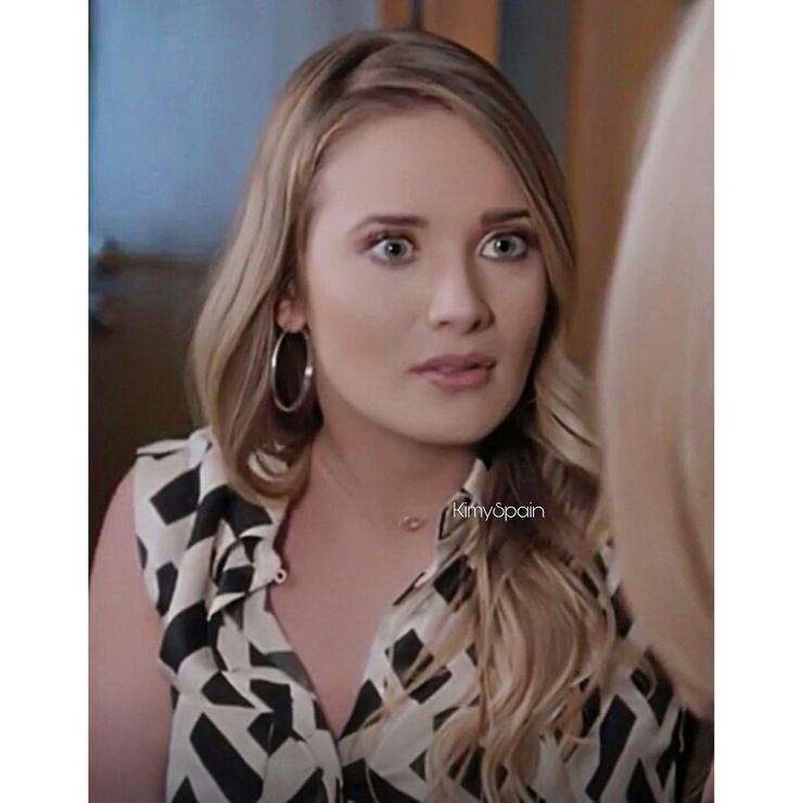 Picture of Kimberly Dos Ramos