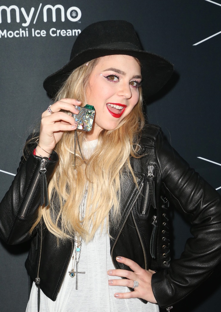 Picture of Colette Carr