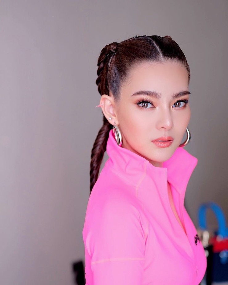 Picture of Arisara Thongborisut