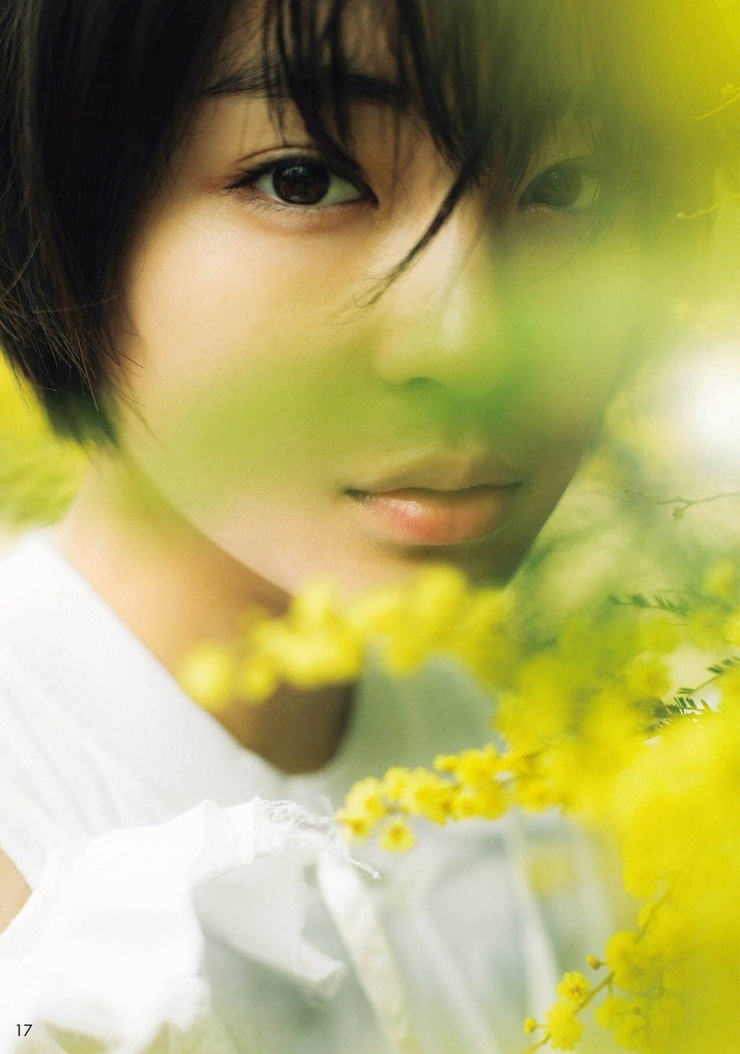 Picture of Suzu Hirose