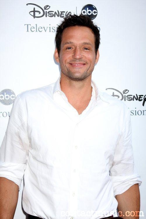 Picture of Josh Hopkins