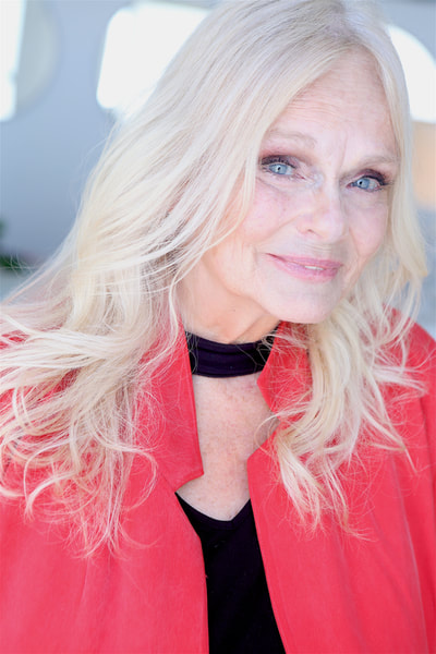 Image of Lynda Day George