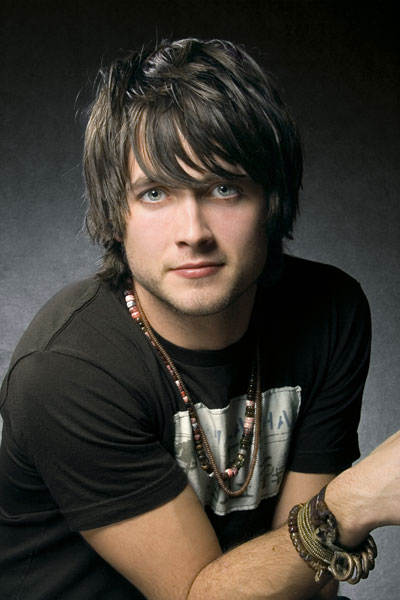 Picture of Justin Chatwin