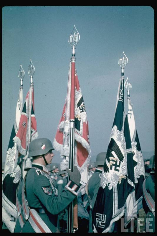 The Third Reich in Color image