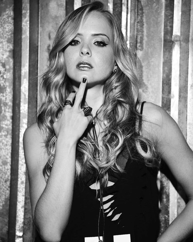 Image of Laura Restrepo II