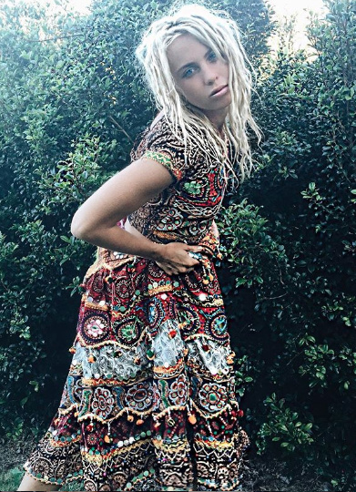 Sally Mustang picture