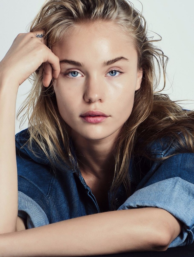 Picture of Brooke Perry