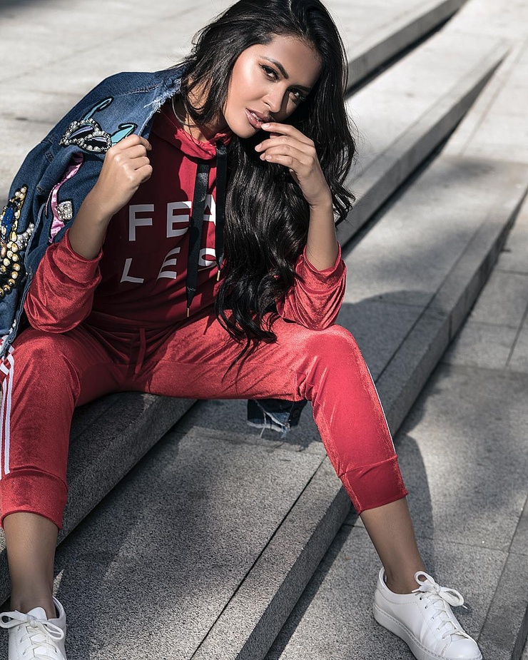 VERONICA MORALES image