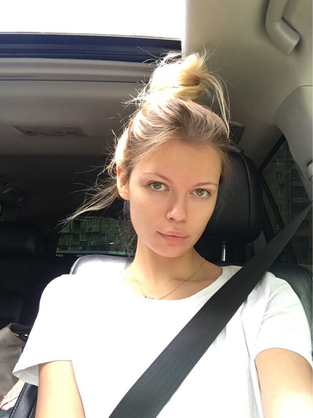 Picture of Asya Rosh
