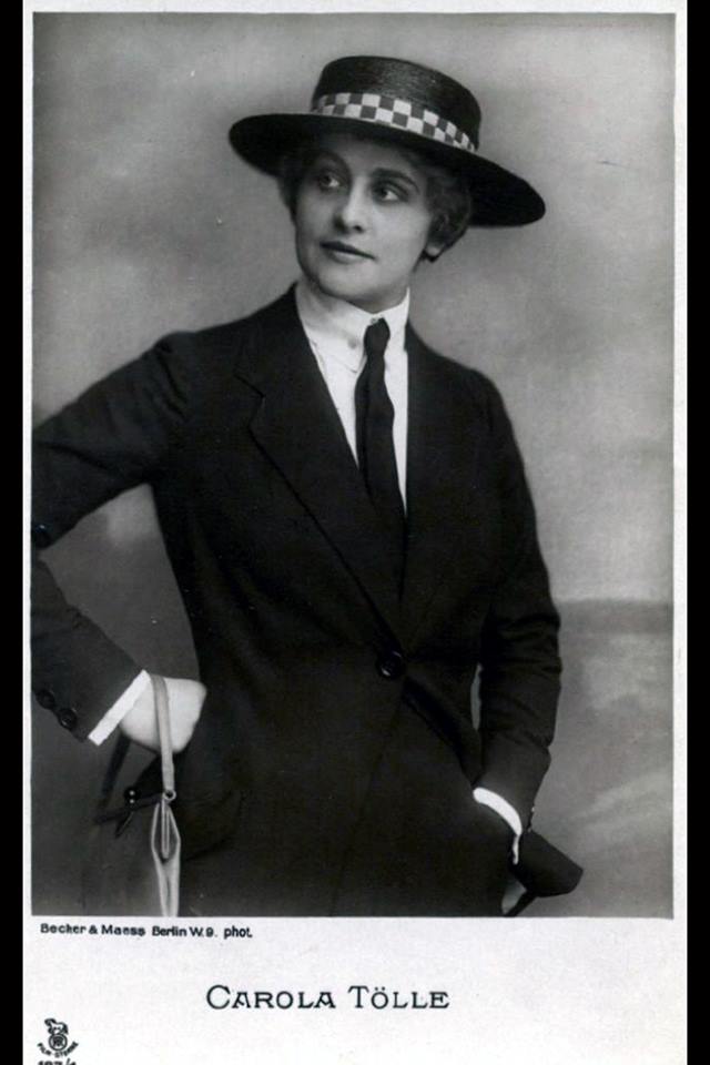 Carola Toelle picture
