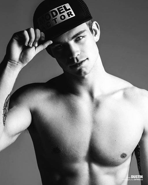 Picture of Dustin McNeer