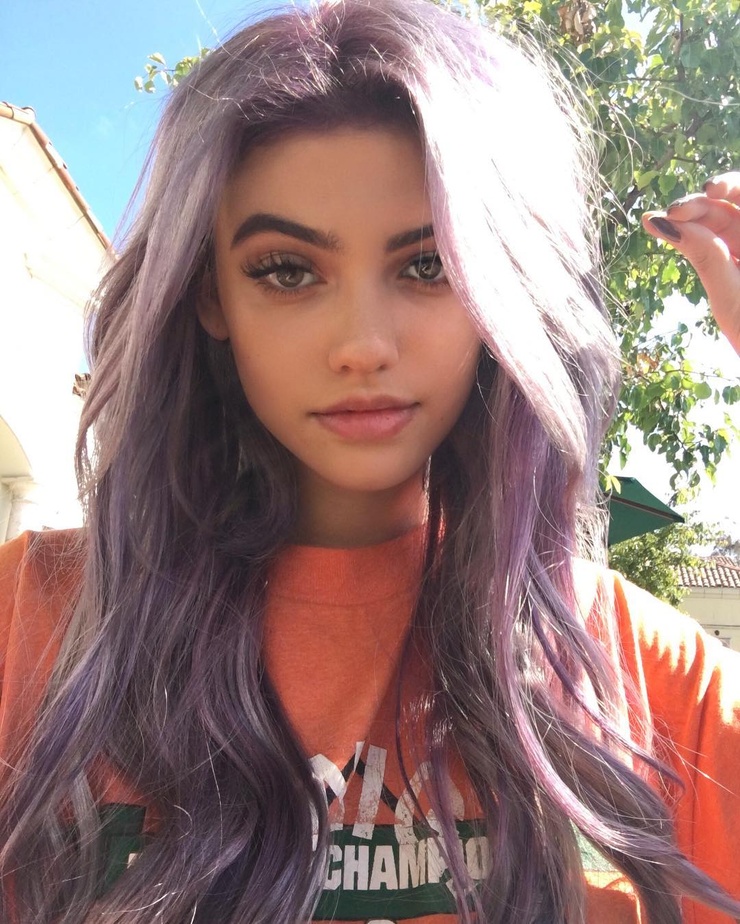 Picture of Kelsey Calemine