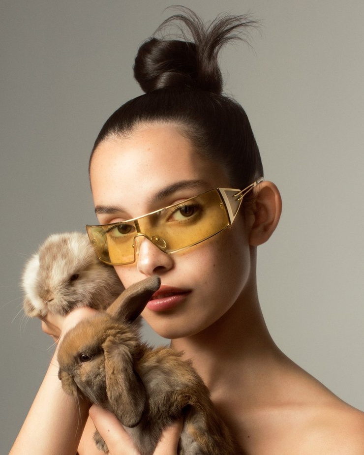 Picture of Zoe Barnard