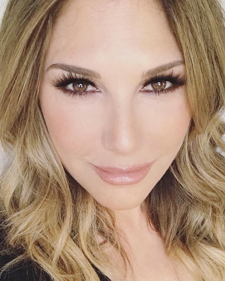 Daisy Fuentes picture