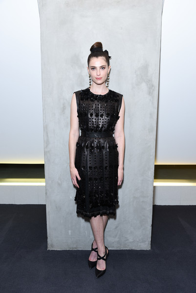 Picture of Zoe Levin