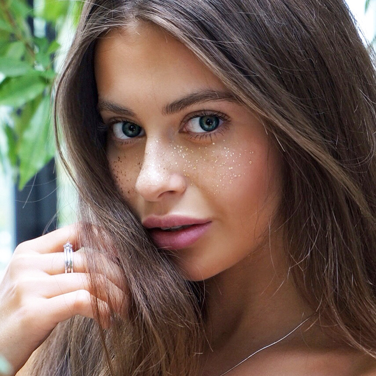 Alina Sabirova image