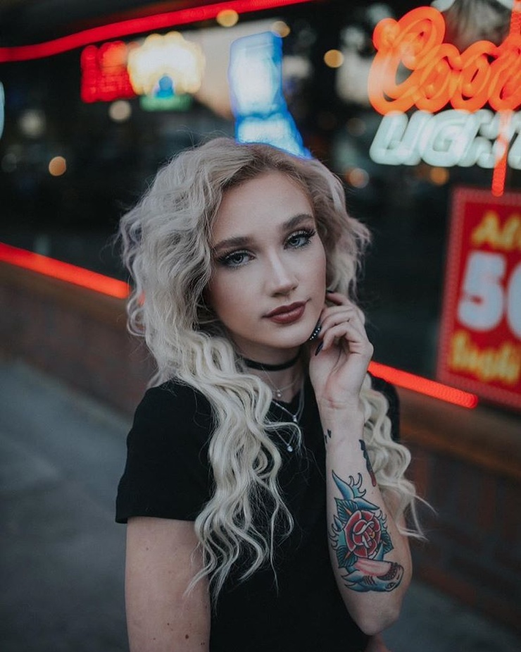 Picture of April Jayne