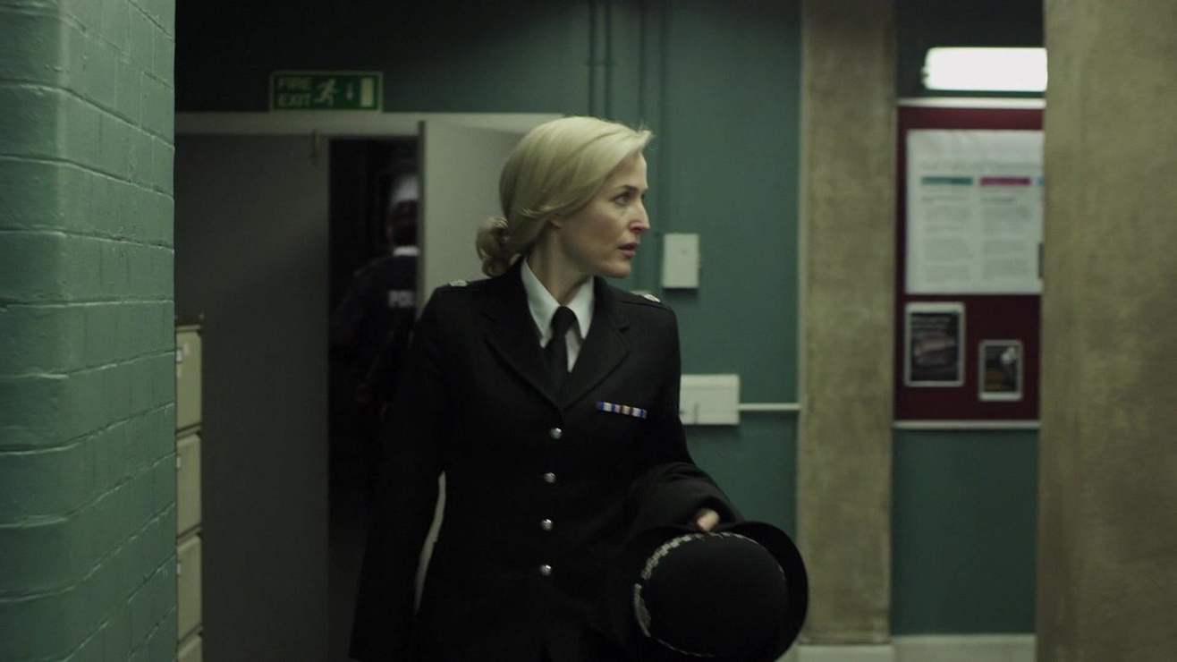 Gillian as Stella Gibson in the TV Series The Fall