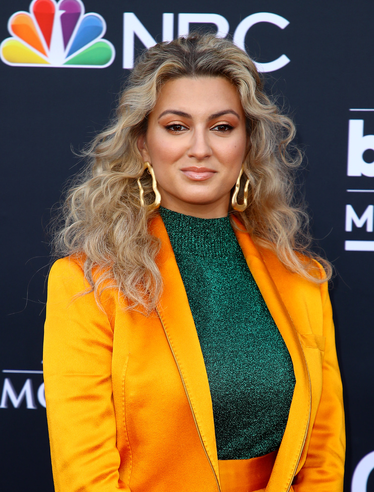 Image of Tori Kelly