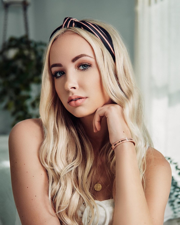 Picture of MORGAN LYN