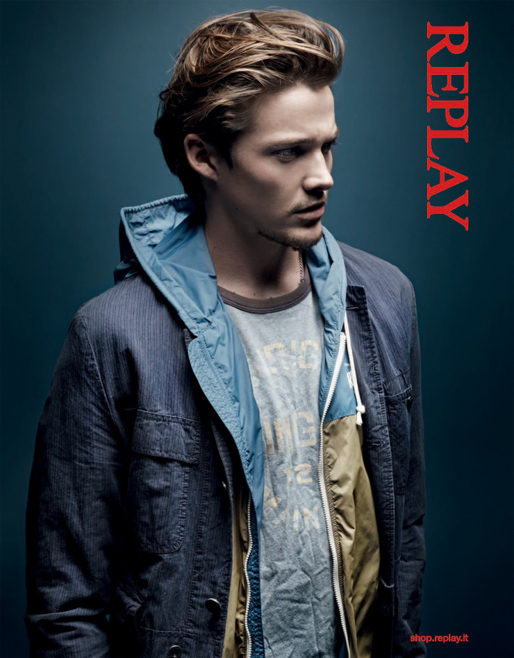 Image of Rob Moore (model)