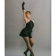 Emma Caymares image