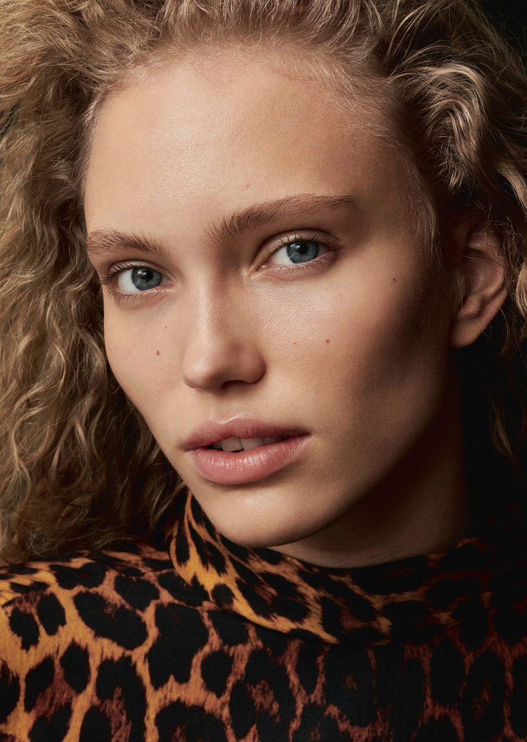 Kim van der Laan picture