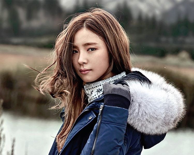 Picture of Shin Se Kyung
