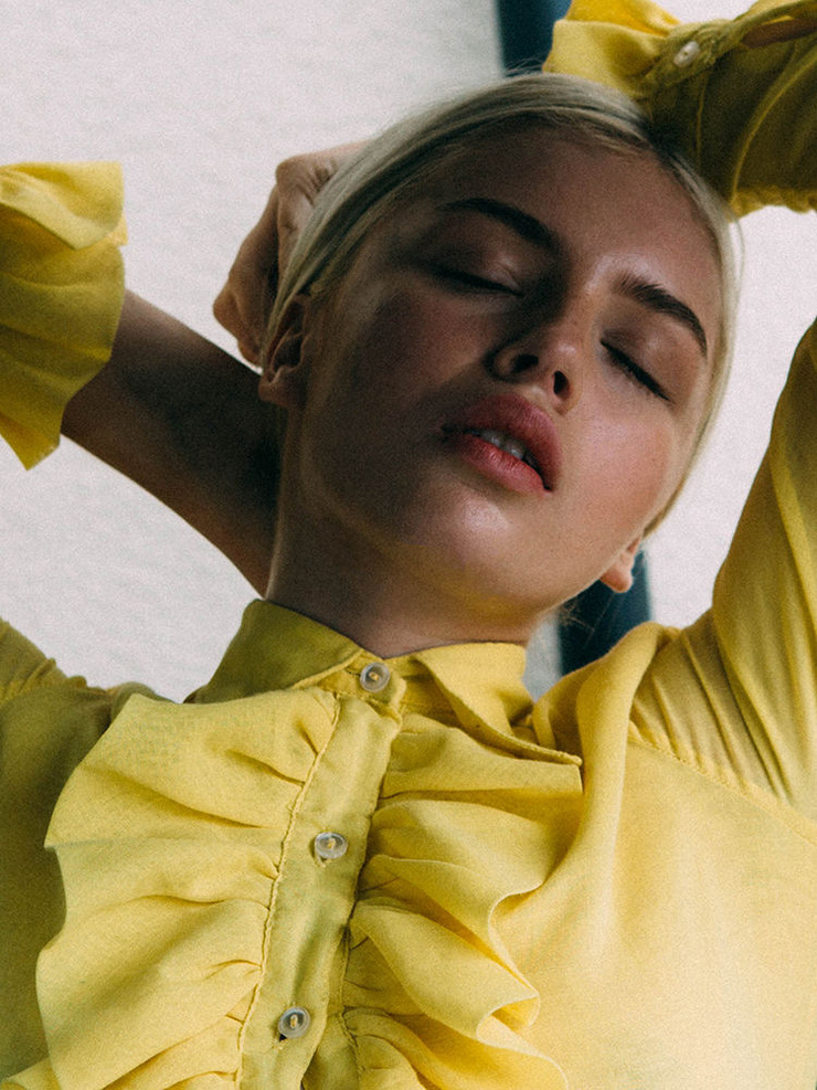 Estelle Rose picture