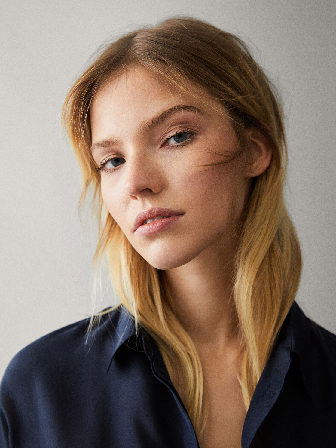 Picture of Sasha Luss