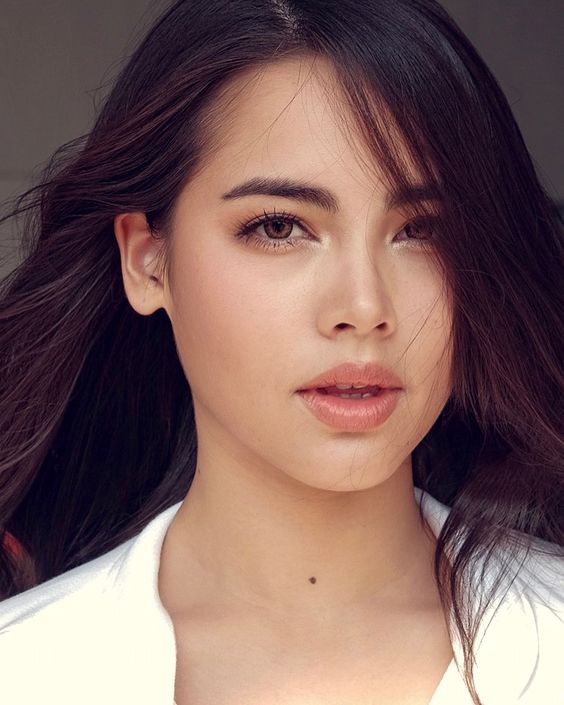 Image of Urassaya Sperbund