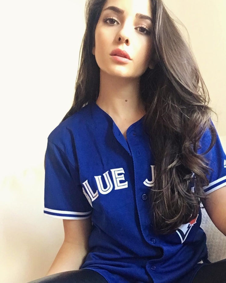 Picture of Paniz Zade