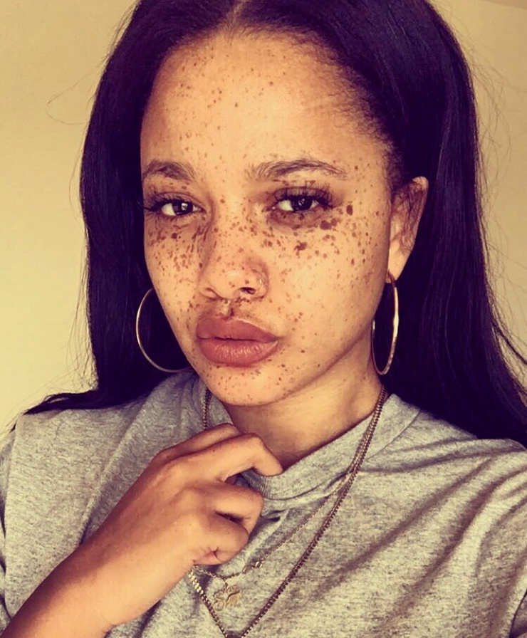 Image of Melody Mikél