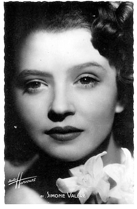 Picture of Simone Valère