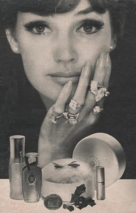 Picture of Dolores Hawkins (Model)