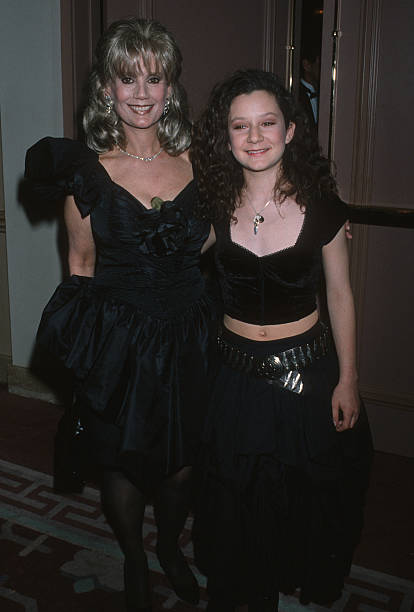 Barbara Cowan, Sara Gilbert