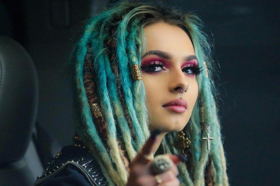Picture of Zhavia