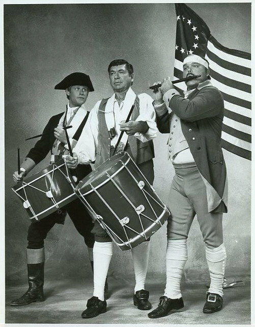 Brian Kerwin, Claude Akins, Mills Watson