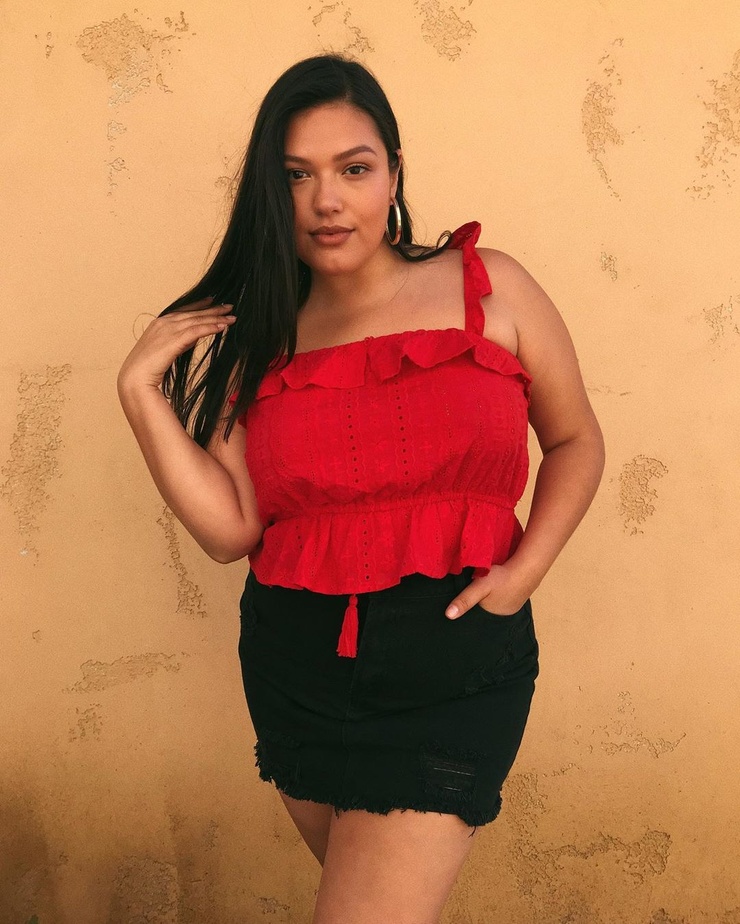 Picture of Vanessa Romo