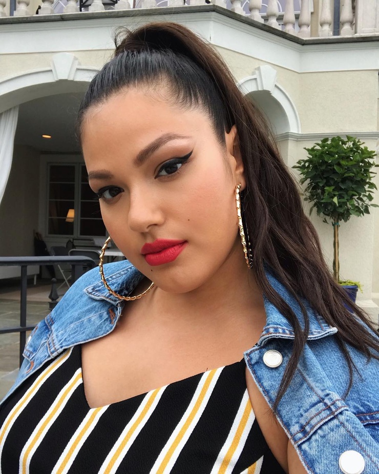 Picture of Vanessa Romo