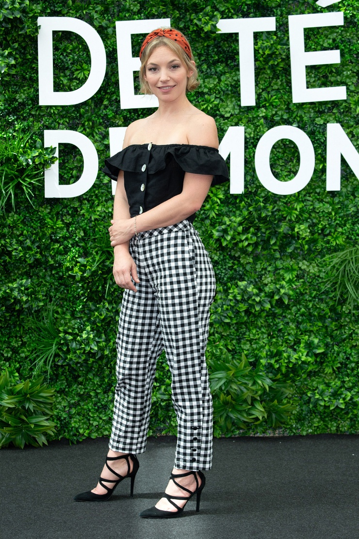 Picture of Perdita Weeks